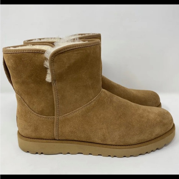 UGG | Shoes | Ugg Mini Cory Ii Slip On Sheepskin Boot | Poshmark